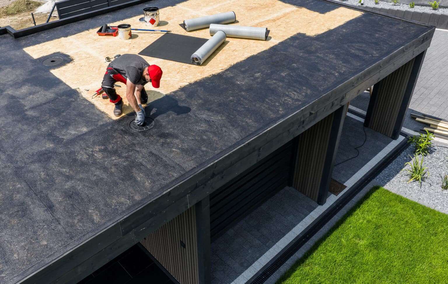 What Is EPDM Roofing? Pros and Cons